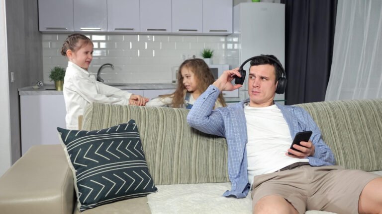 Understanding Toxic Parenting Styles: Causes, Effects and Strategies ...